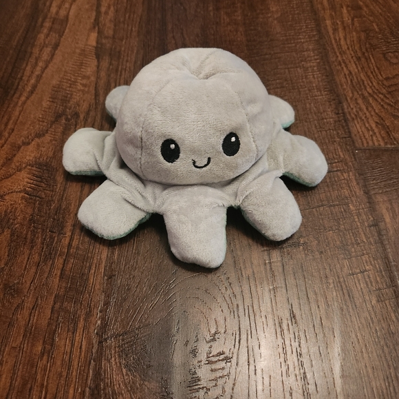 Toys | Teeturtle Reversible Octopus Plush Happymad Soft Graygreen 4 ...